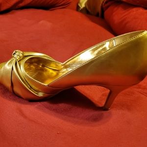 Classique Shoes for Women - Poshmark